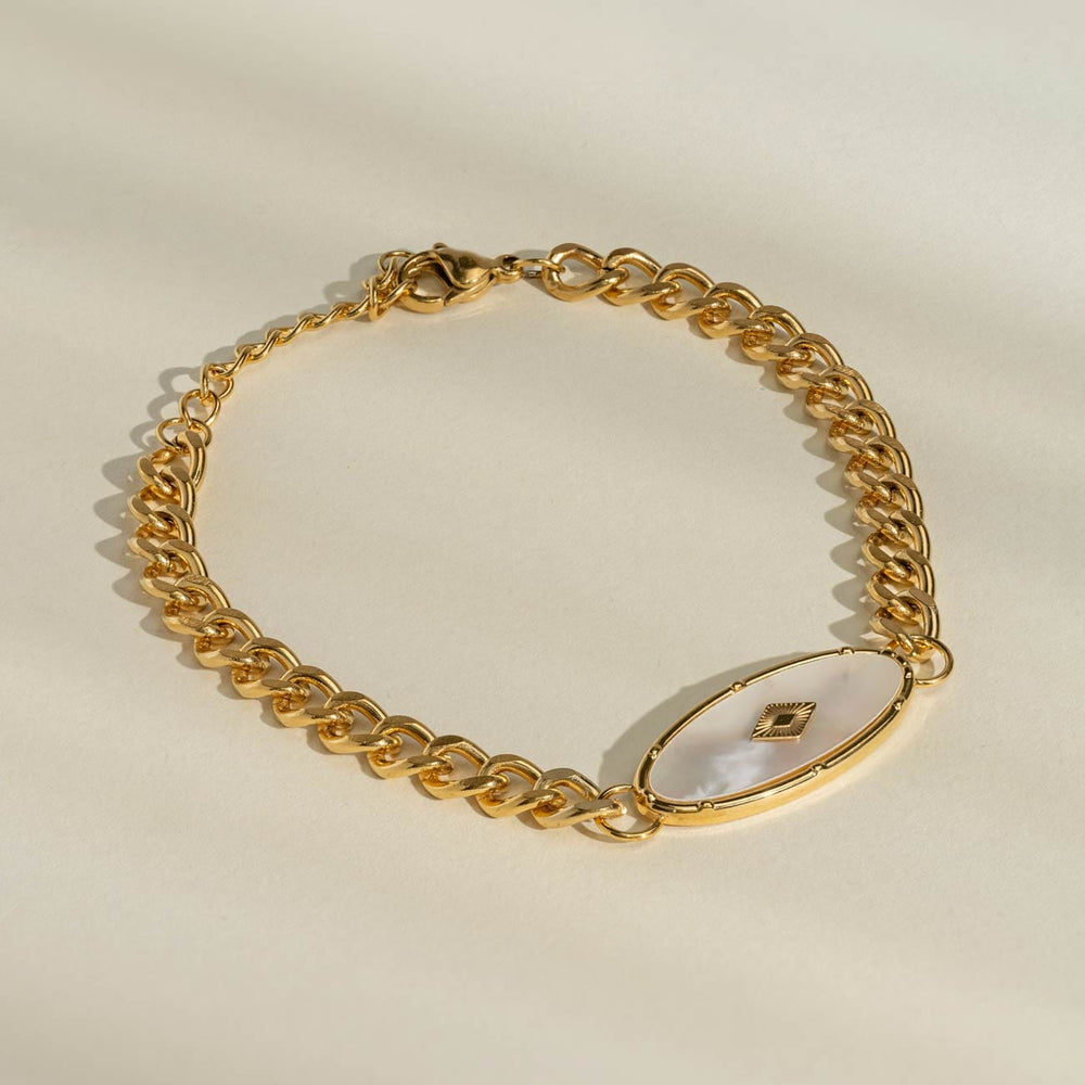 BRACHA | Quality And On Trend Styles That Give Back